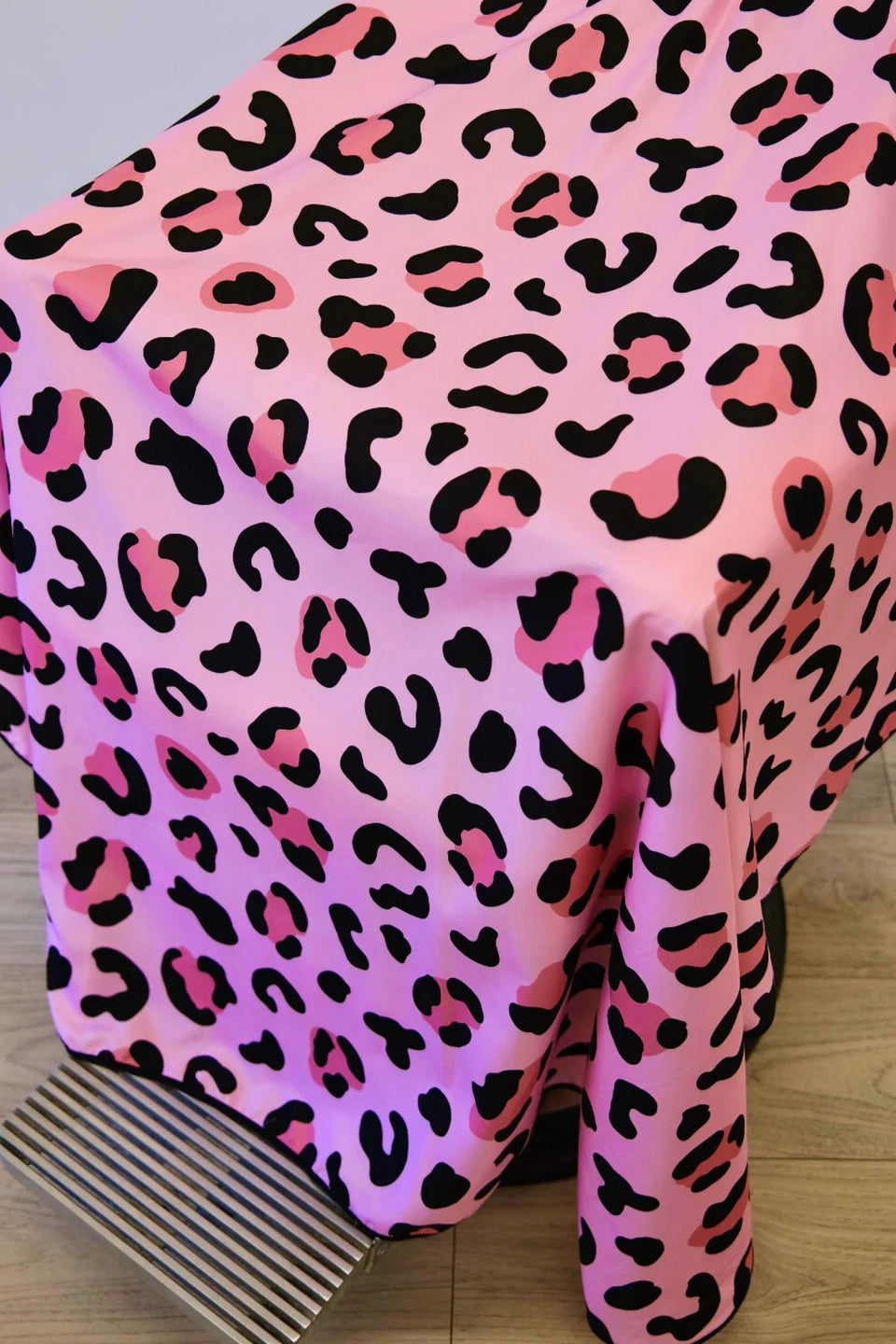 High Top Capes - Barber Cape - Leopard – Ultimate Barber Supply